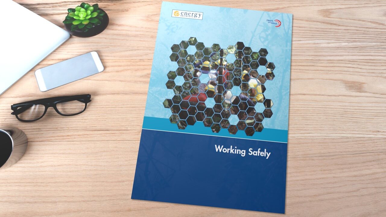 HSE 067 Working Safely (FRENCH - Travailler en sécurité) | Energy Institute